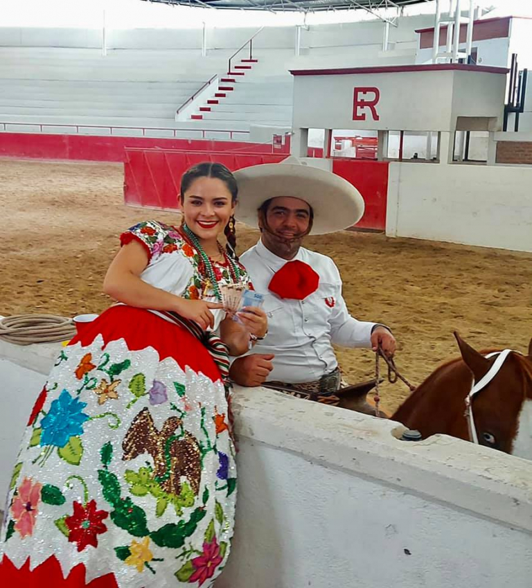 Querétaro festeja Día del Charro con coleadero – Portal DeCharros ...